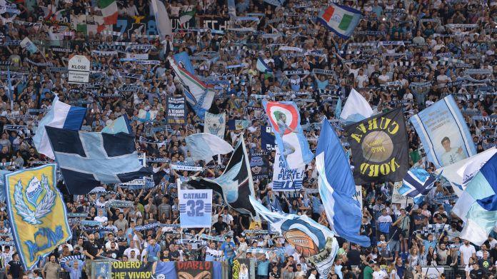 Tifosi di Lazio e Juve gemellati? La risposta della Curva Nord - Lazio ... Tifosi di Lazio e Juve gemellati? La risposta della Curva Nord - Lazio ...